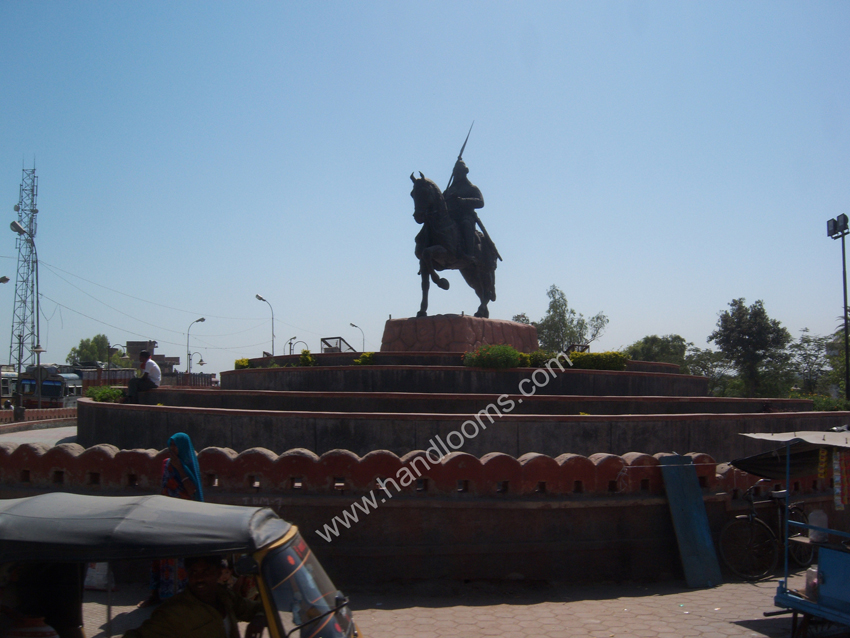 Handlooms.com:Kota – the city of coachings in modern India